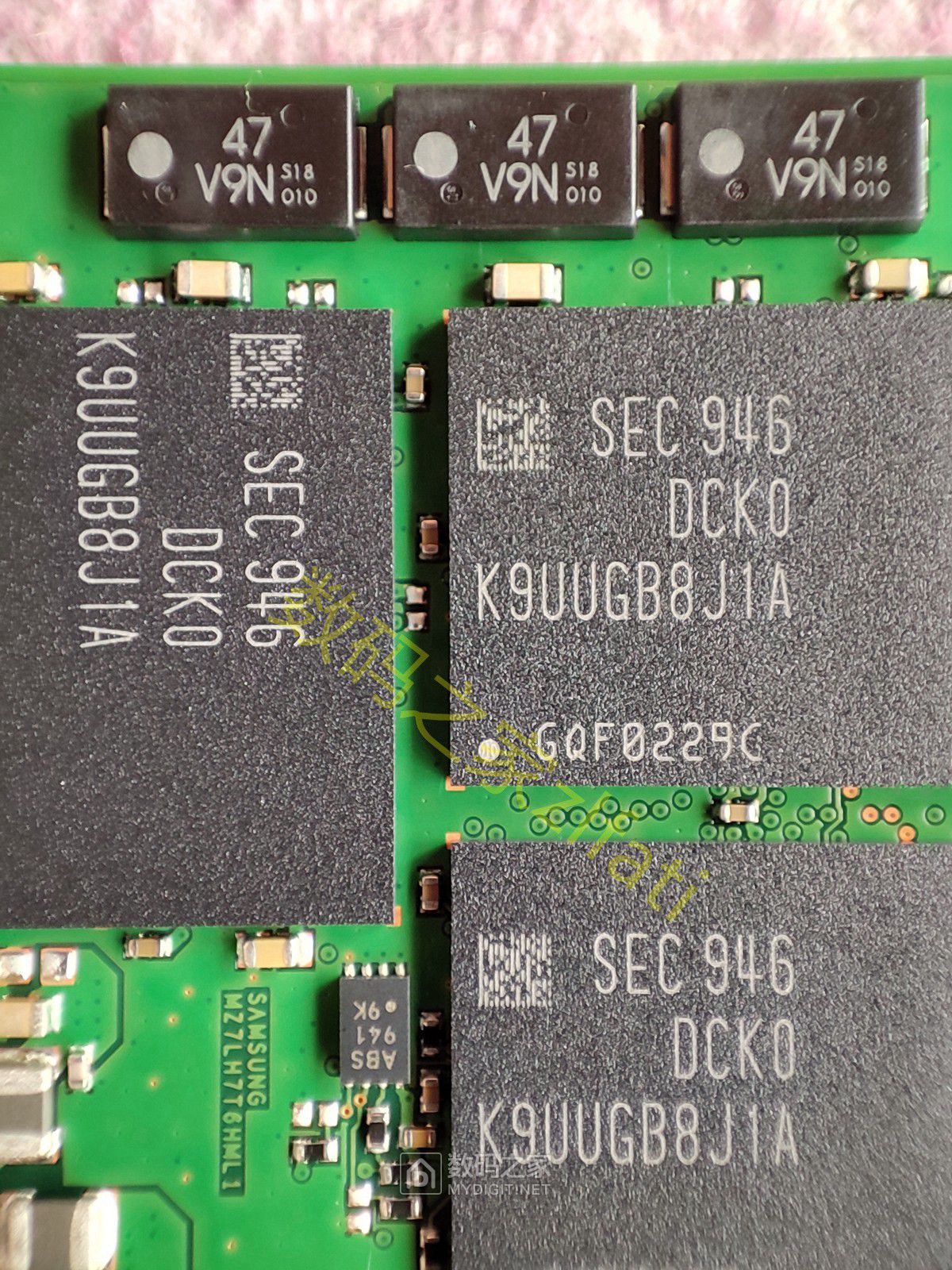 拆一个三星3.84TB的3d MLC企业级固态硬盘SM883 - 拆机乐园 数码之家