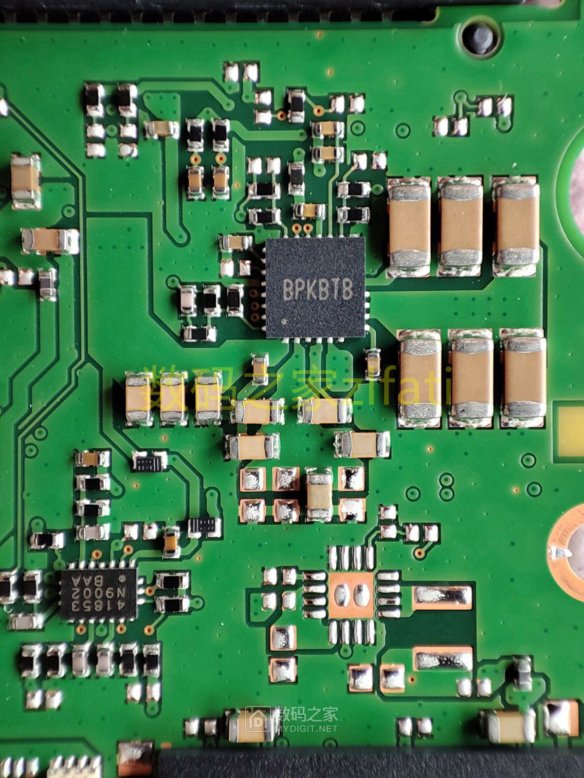 拆一个三星3.84TB的3d MLC企业级固态硬盘SM883 - 拆机乐园 数码之家