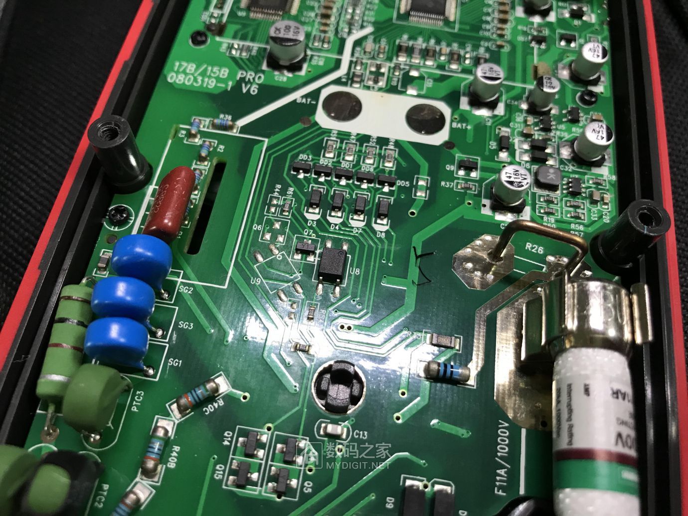新鲜到手的优利德UT15B PRO拆机 - 拆机乐园 数码之家