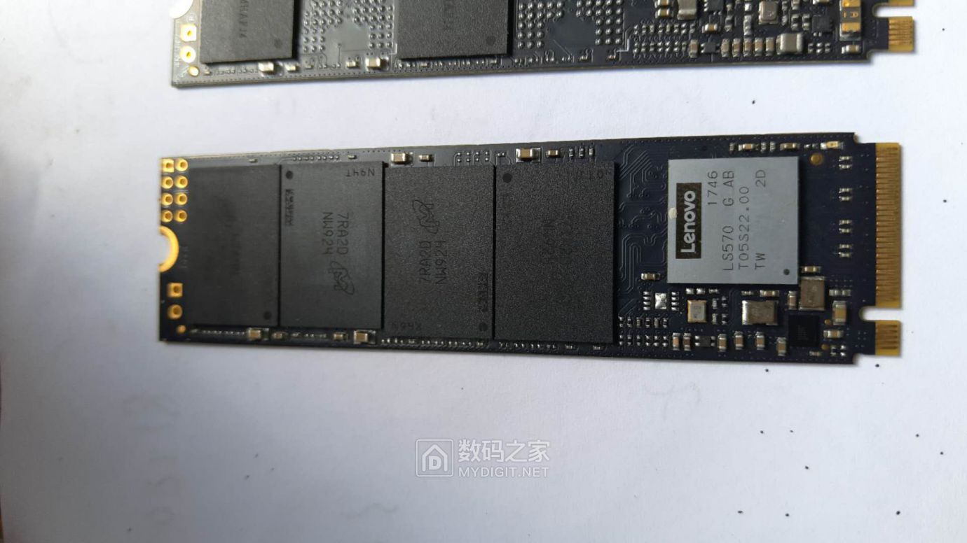 展示一下最近收到的3块2263XT板子，原标，联想标和HP标 - SSD存储技术 数码之家