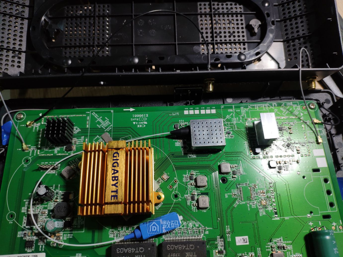 『X折腾』拆诺基亚贝尔无源光纤接入设备G-140W-C - 拆机乐园 数码之家