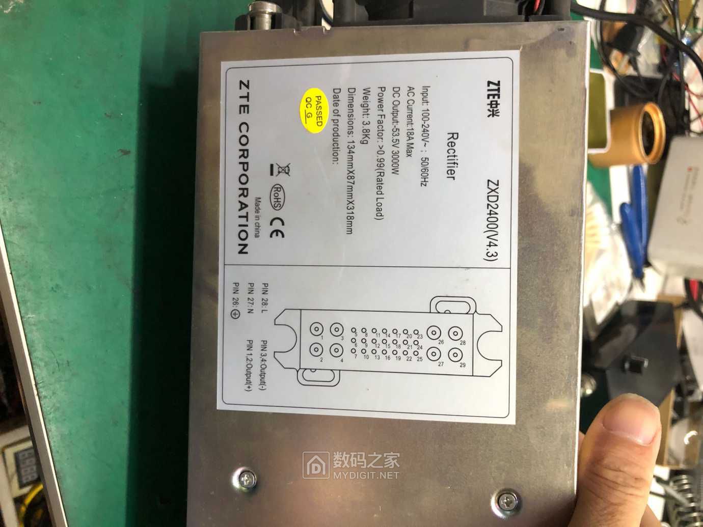 拆修中兴ZXD2400电源 - 拆机乐园 数码之家