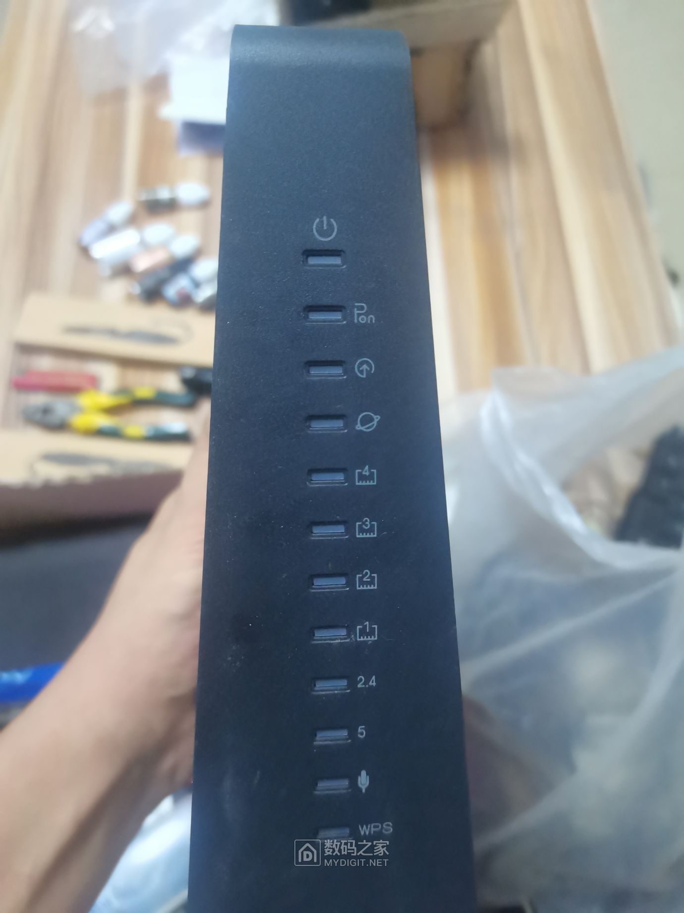 拆光纤一体机 中国移动 CM112Z 双频无线路由器 - 拆机乐园 数码之家