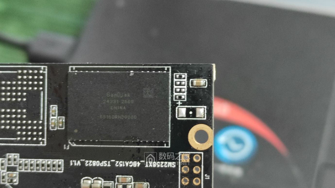 SM2258xt带锁闪迪 - SSD存储技术 数码之家