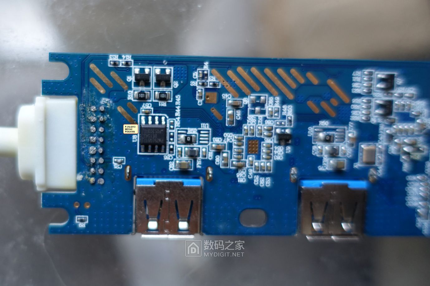 拆解安克扩展坞（ANKER A8302） - 拆机乐园 数码之家
