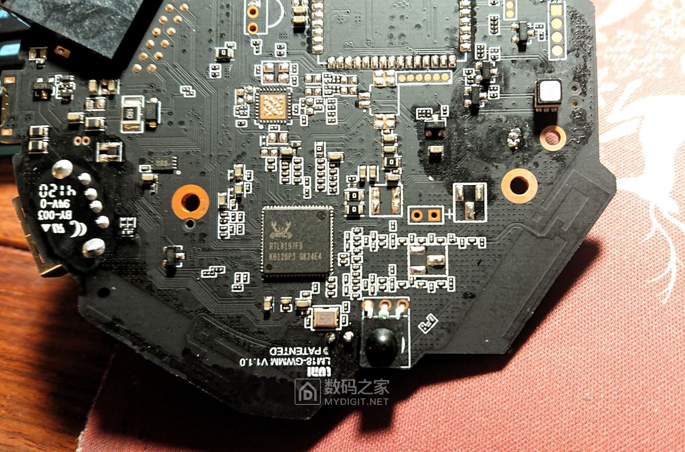 aqara新网关m2拆解 - 拆机乐园 数码之家