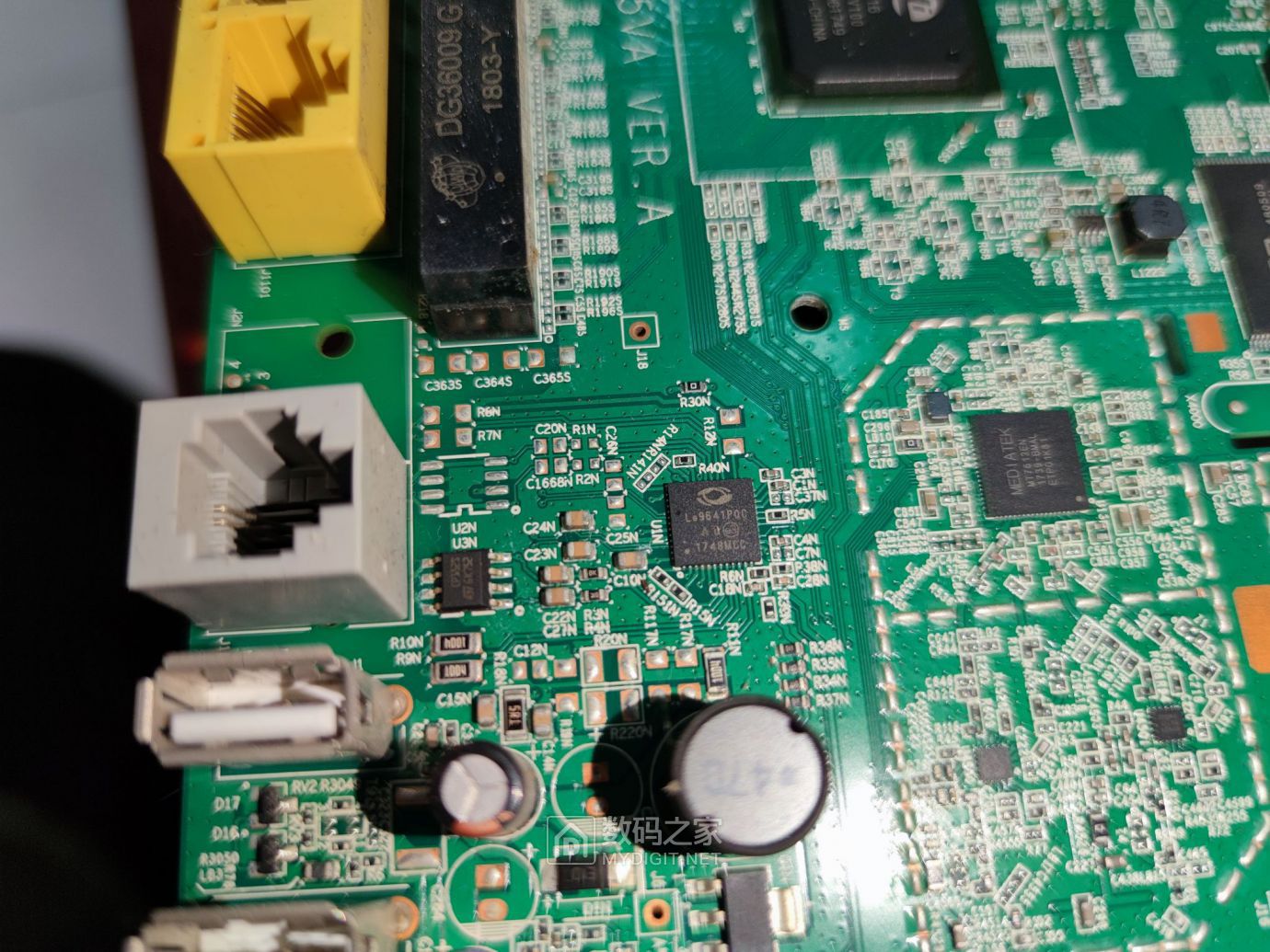 CMCC中国移不动版的华为HS8546V全千兆双频无线光猫 - 拆机乐园 数码之家