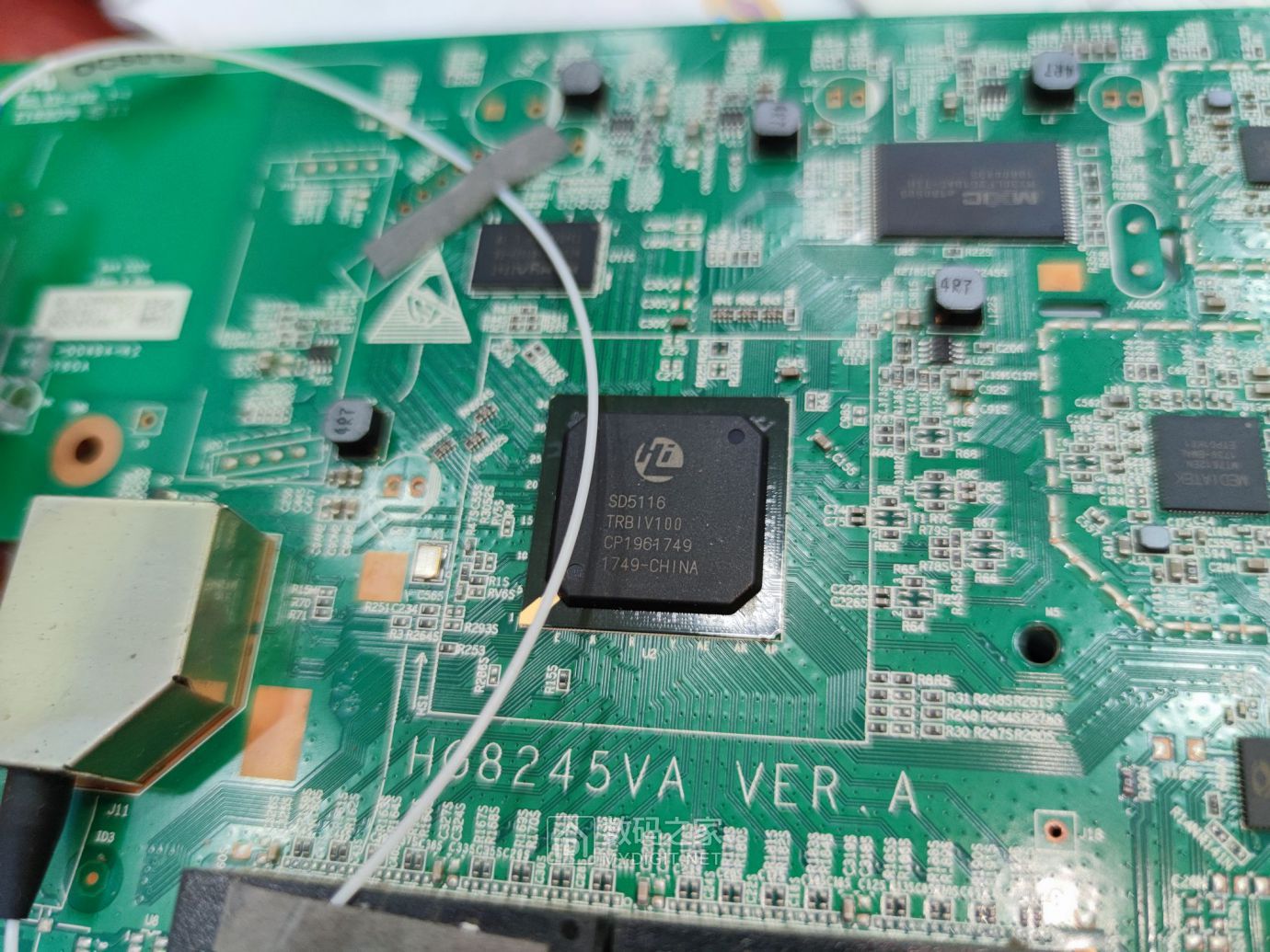 CMCC中国移不动版的华为HS8546V全千兆双频无线光猫 - 拆机乐园 数码之家