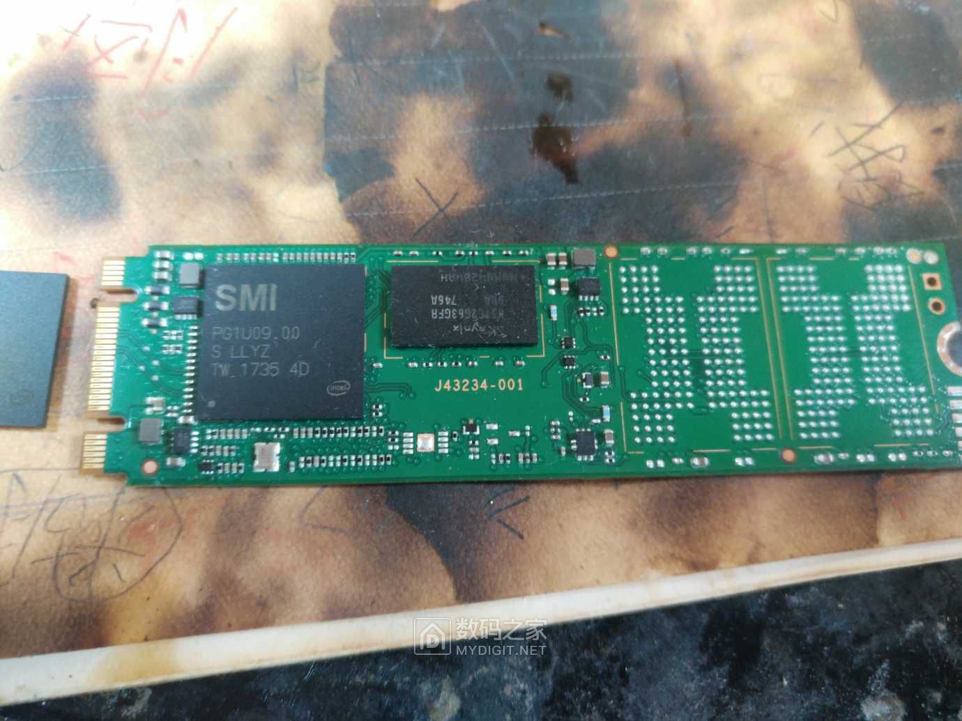 假期最后一天交作业——假装我会解扣Intel主控 - SSD存储技术 数码之家