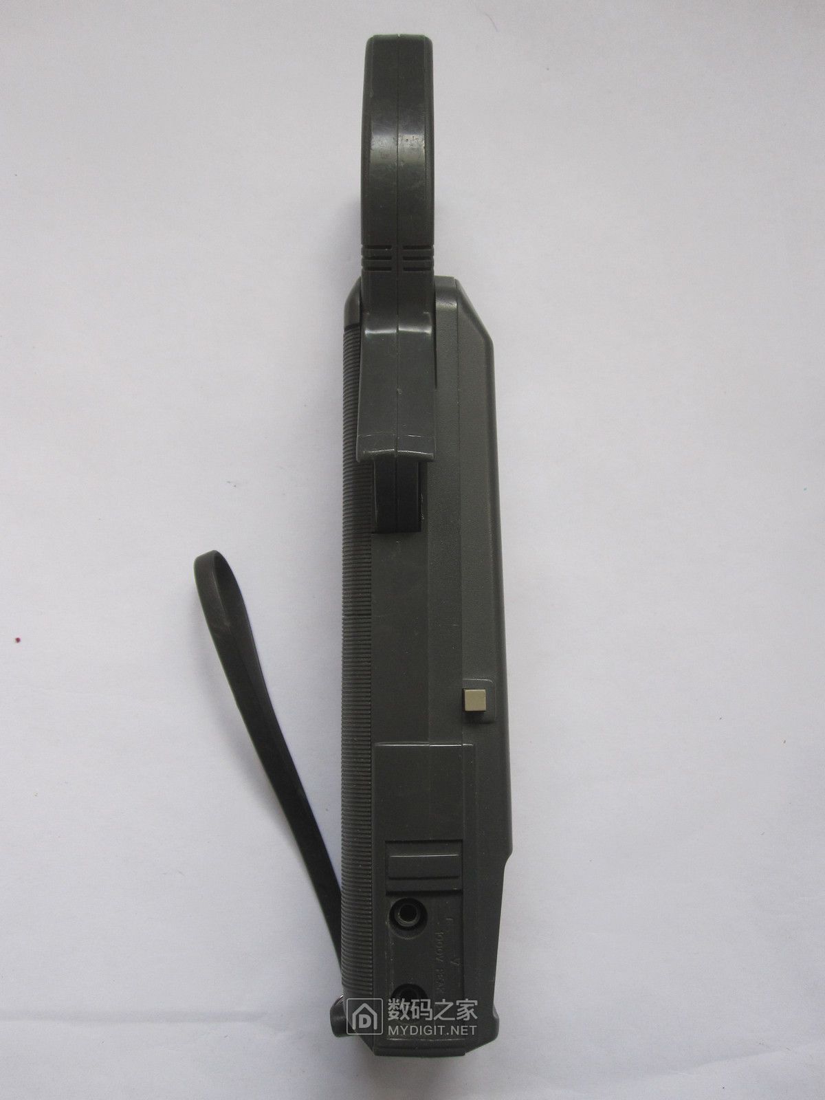 拆解日置工业钳表 HIOKI 3265 - 拆机乐园 数码之家