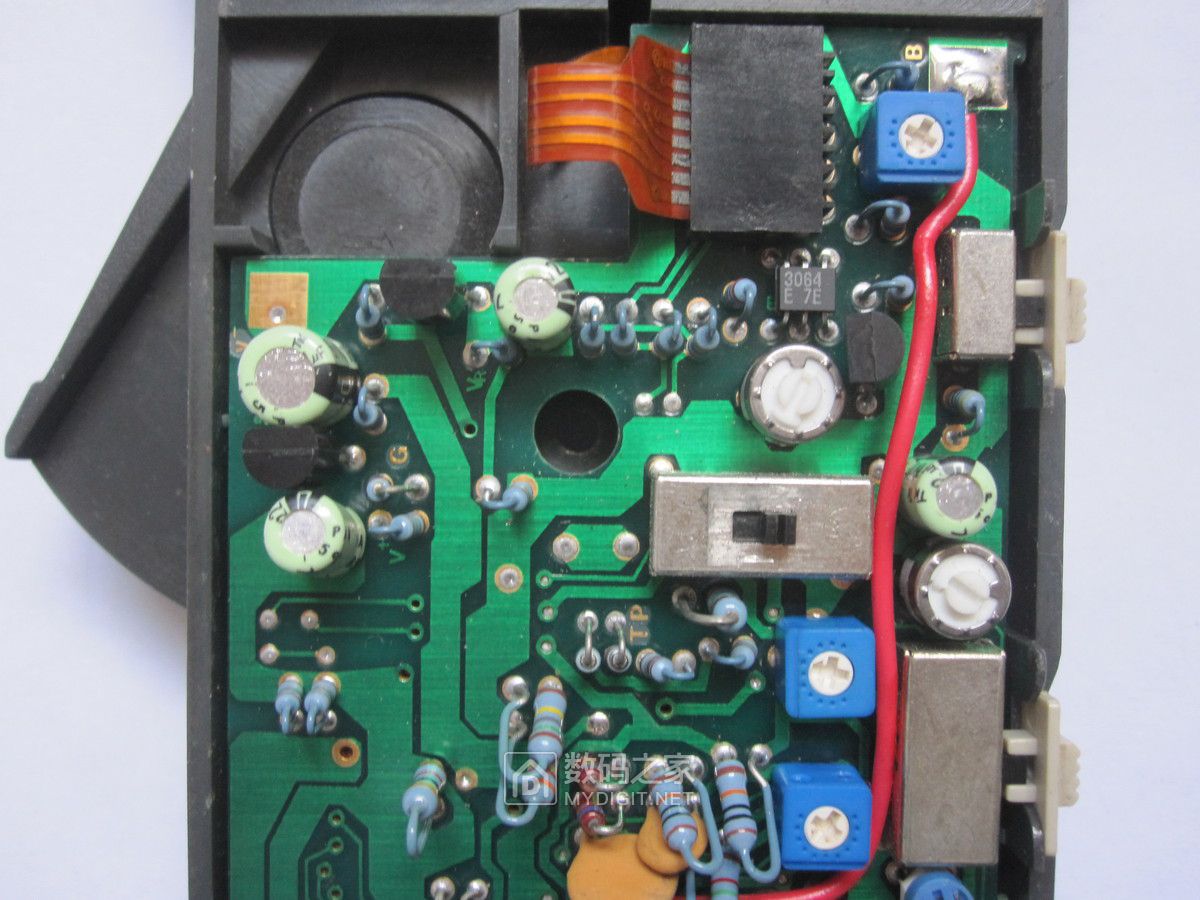 拆解日置工业钳表 HIOKI 3265 - 拆机乐园 数码之家