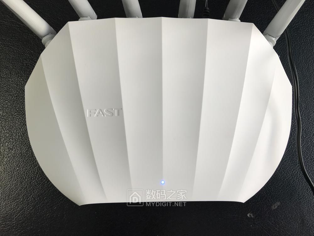拆一台迅捷FAC1901R双频千兆无线路由器 - 拆机乐园 数码之家