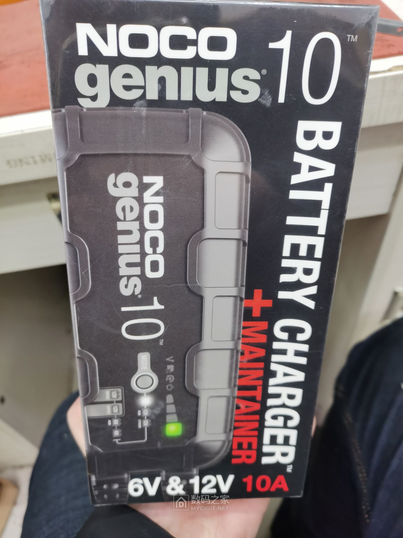 本想首发，结果烂尾了noco genius 10 12v 10a电瓶充电器开箱试用 - 电源/充电器 数码之家