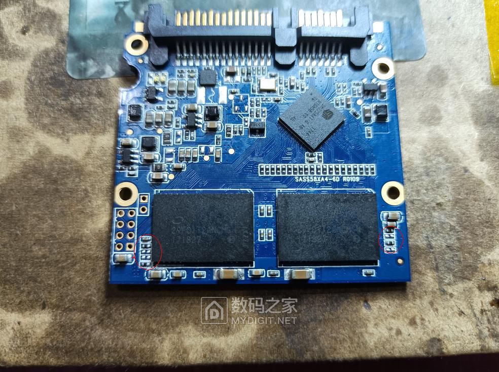 2258XT主控4贴CE跳线问题 - SSD存储技术 数码之家