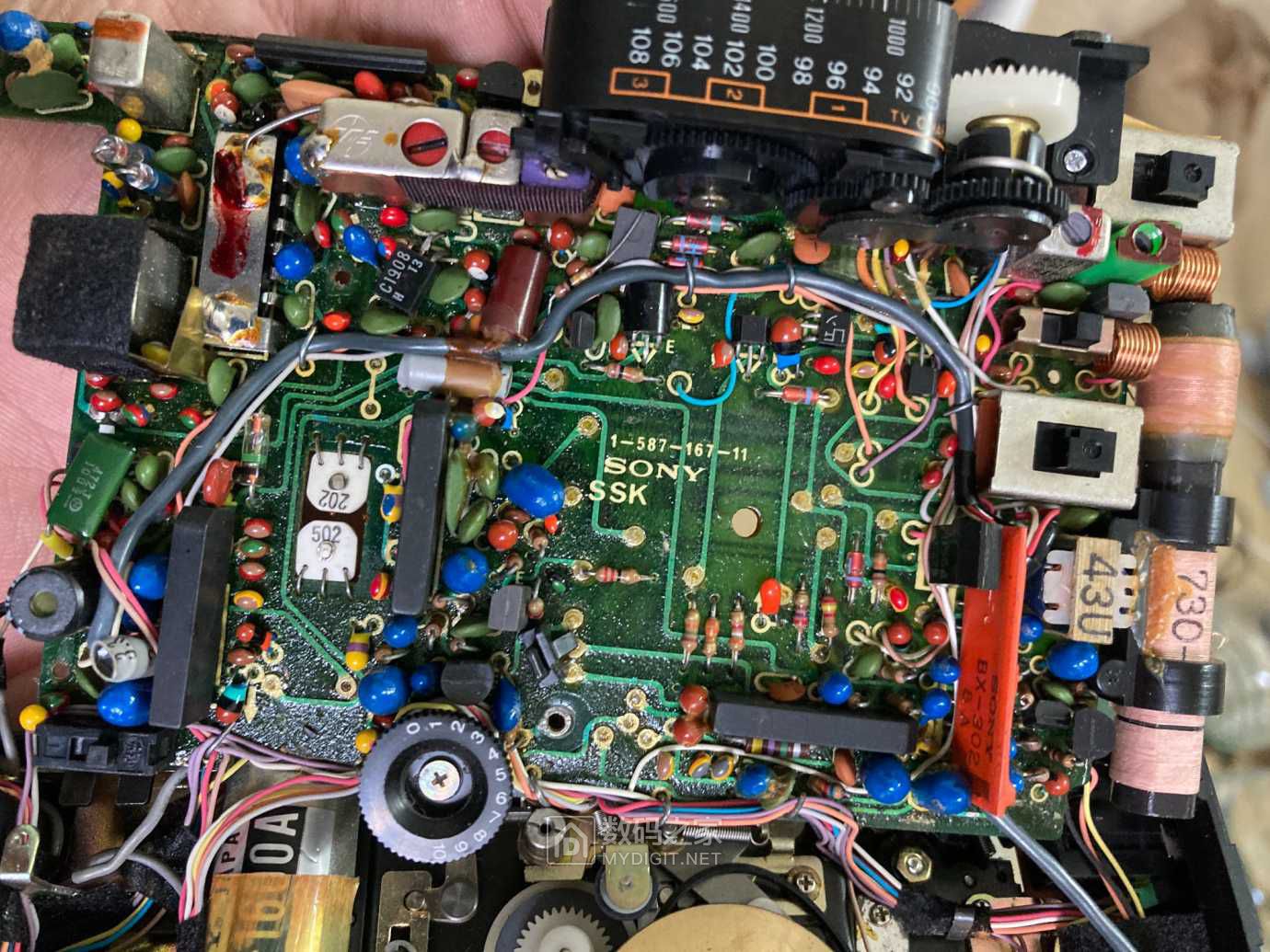 SONY M-301索尼微型收录机拆解 - 拆机乐园 数码之家