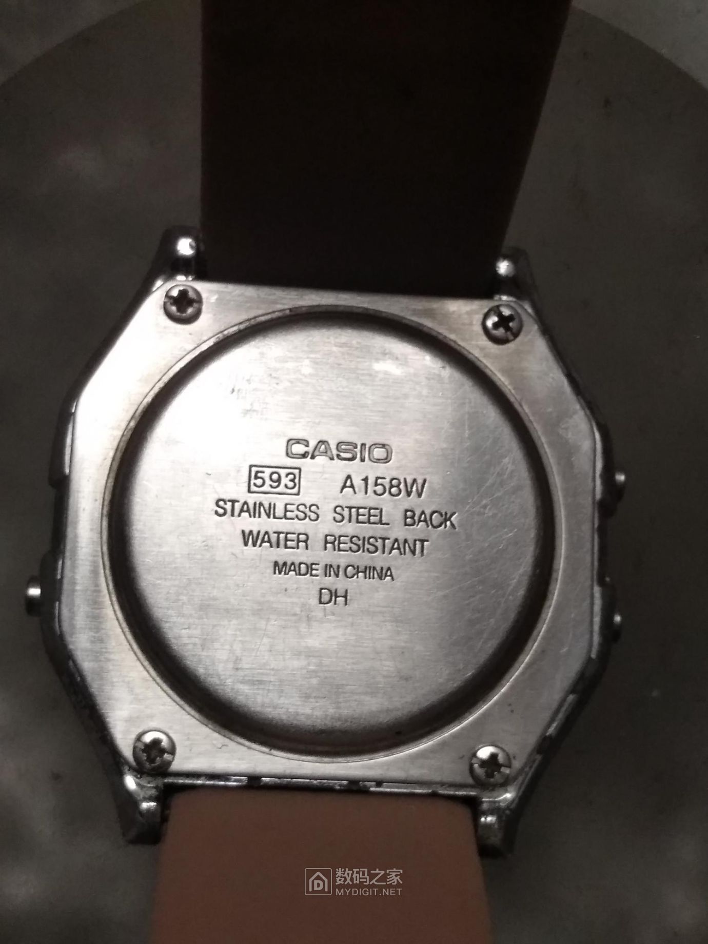 拆看卡西欧经典小方块的593机芯，换电池后，还能再干十年（CASIO A158W） - 拆机乐园 数码之家