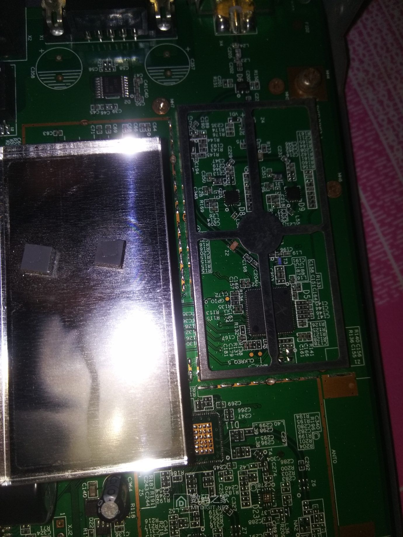 得到个中兴 W815N 自己做了个天线顺便拆一下这个无线AP - 拆机乐园 数码之家