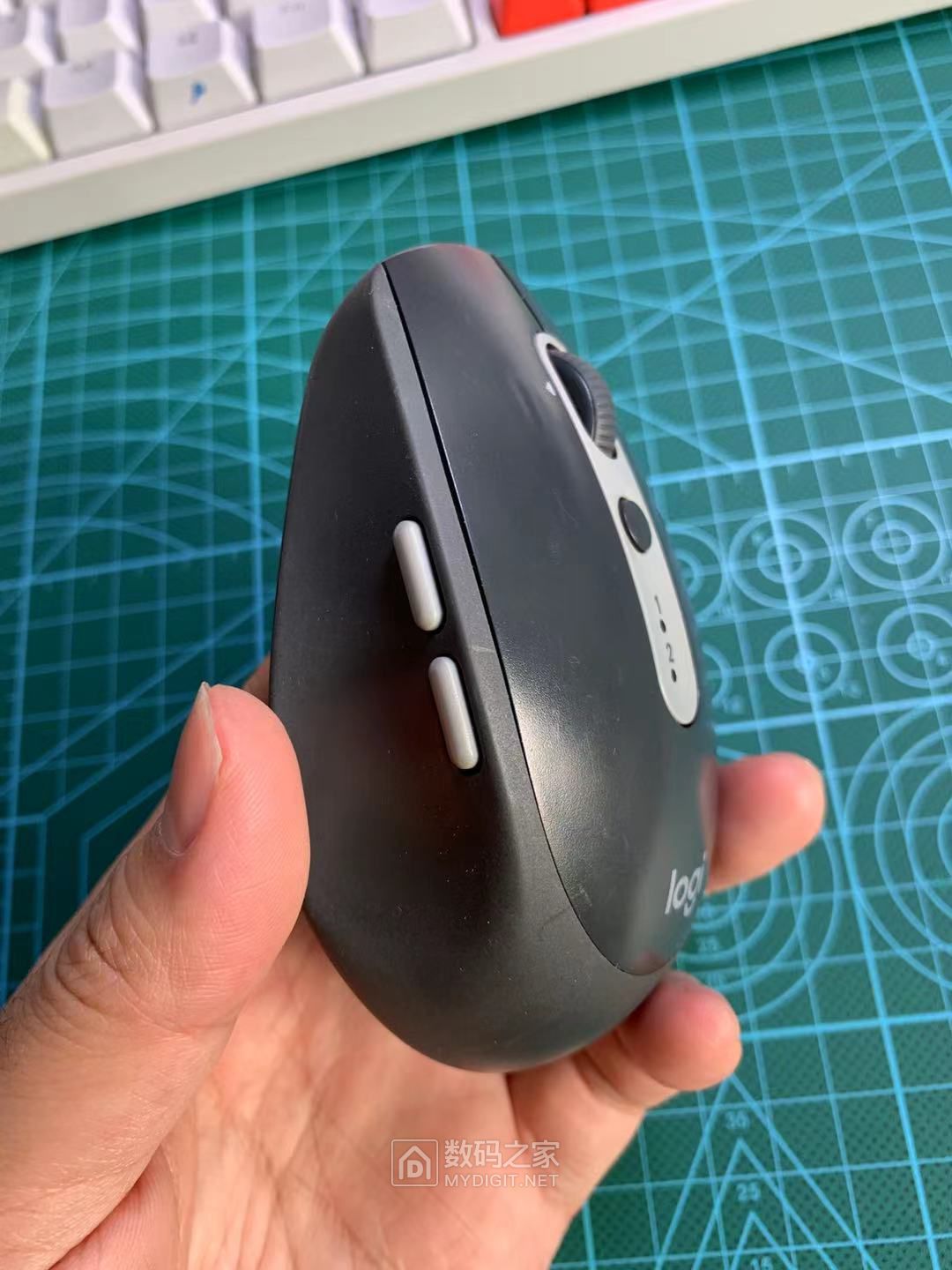 罗技 m590 蓝牙无线鼠标换微动以及微动拆解 - 拆机乐园 数码之家