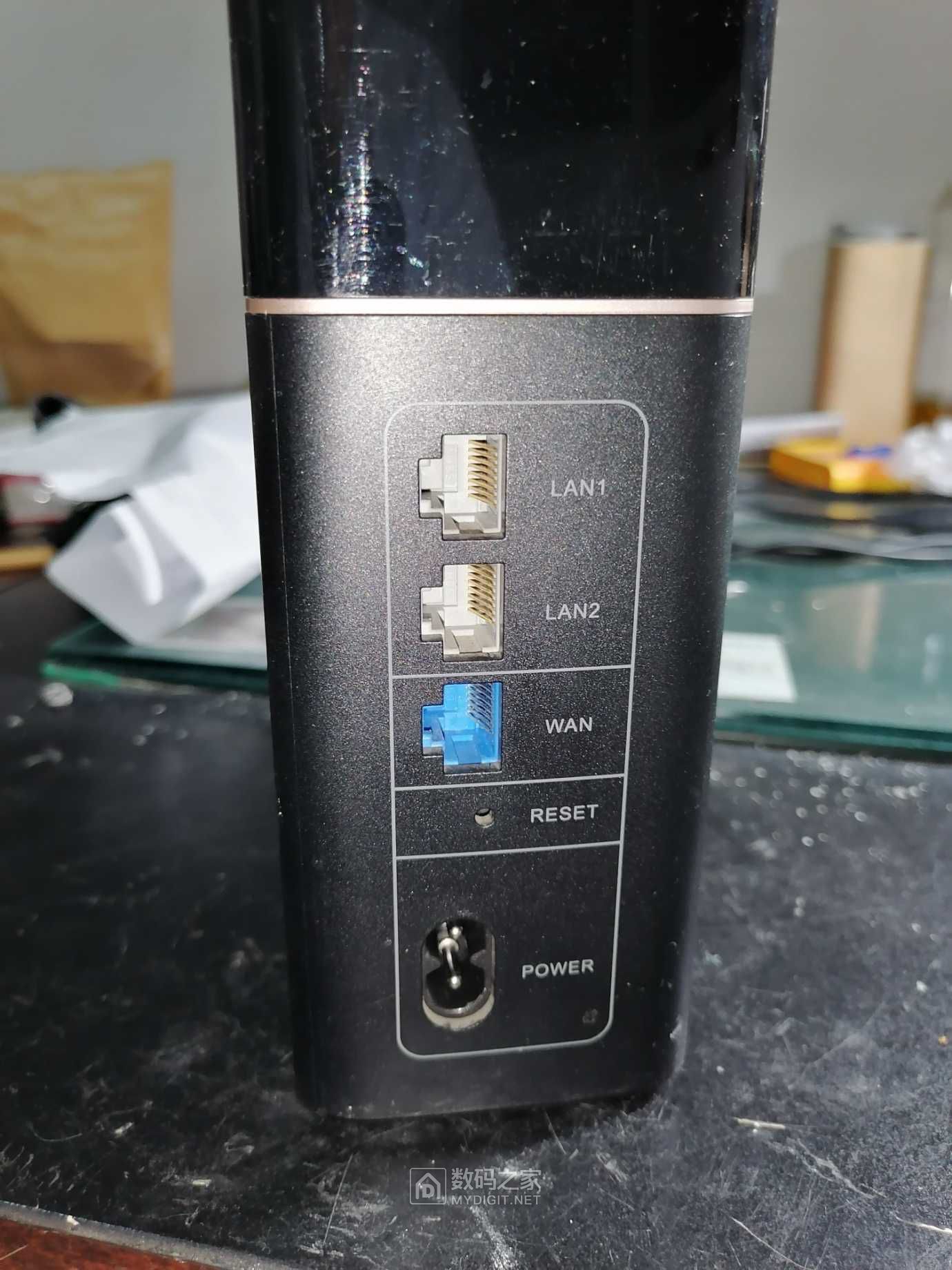 首拆~华为路由Q1·母路由WS833 - 拆机乐园 数码之家