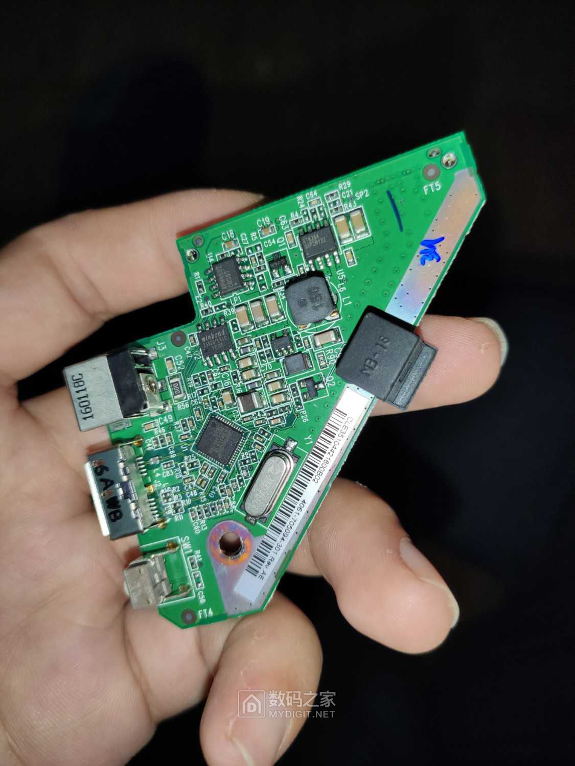 谁有asm1051w的万能固件。西数3.5寸移动英硬盘的转接卡 - U盘存储技术 数码之家