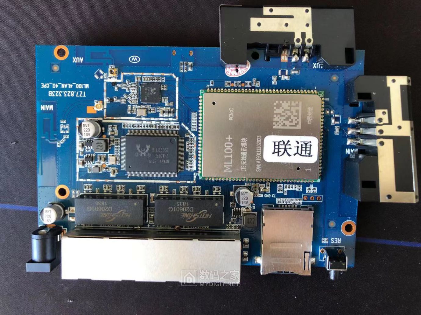 拆一个智灵通 ZLT P10+ 4G路由，神奇的主板居然带mini us b接口 - WiFi/路由器 数码之家