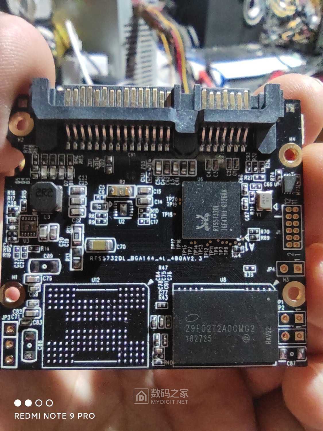 RTS5732DLQ_B0KB_铭瑄360g-MAXSUN MS360GBX6 PF29F02T2AOCMG2专用工具 - SSD存储技术 数码之家