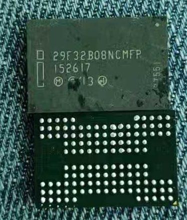 缩CE 英特尔29F32B08NCMFP颗粒4ce变2CE生成新ID - SSD存储技术 数码之家
