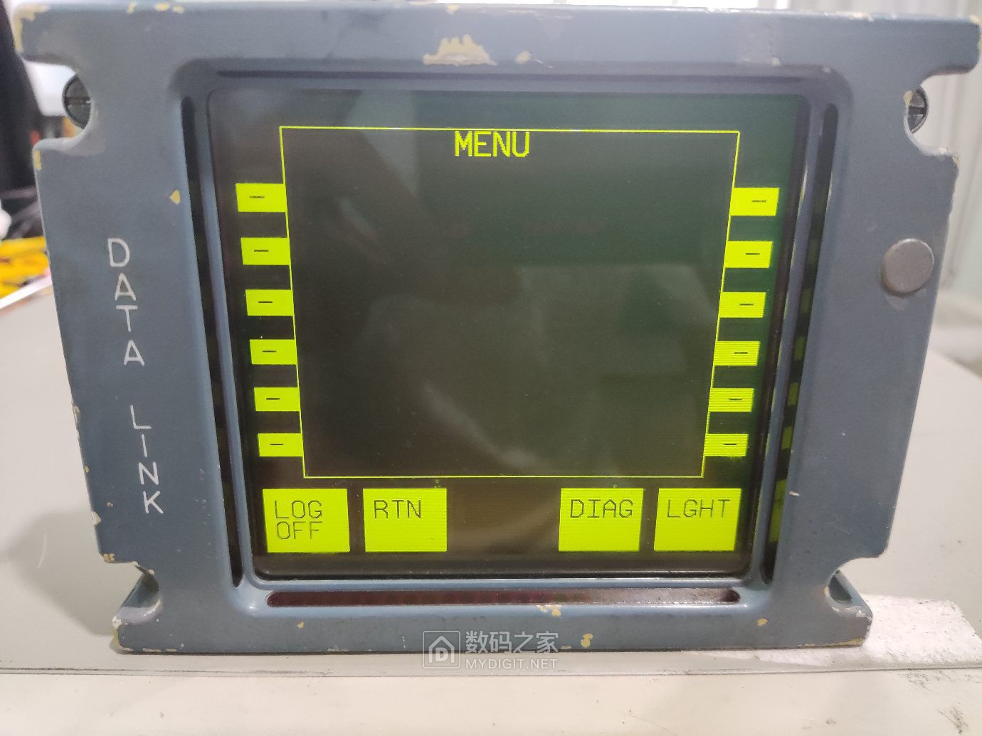 Collins DLC-800 ACARS交互式控制显示台拆解 - 行业拆客 数码之家