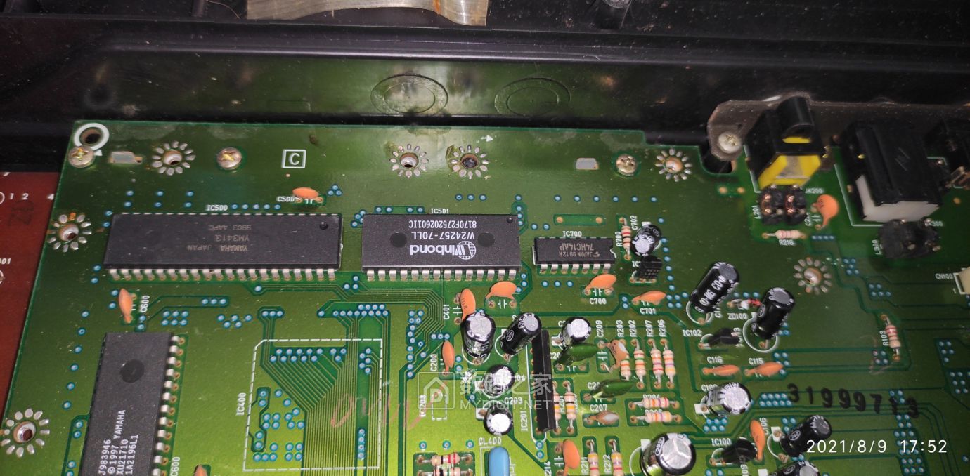 拆解雅马哈电子琴（YAMAHA KB-160） - 拆机乐园 数码之家