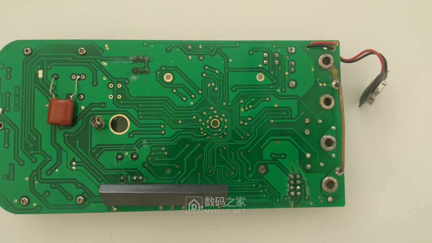 求助:优利德UT56万用表用电流档测电压烧了 - 仪表谈谈 数码之家