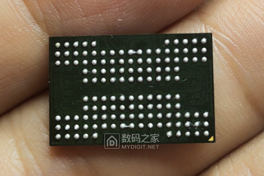 关于2246xt双贴04T L06B做1T固态的验证 - SSD存储技术 数码之家