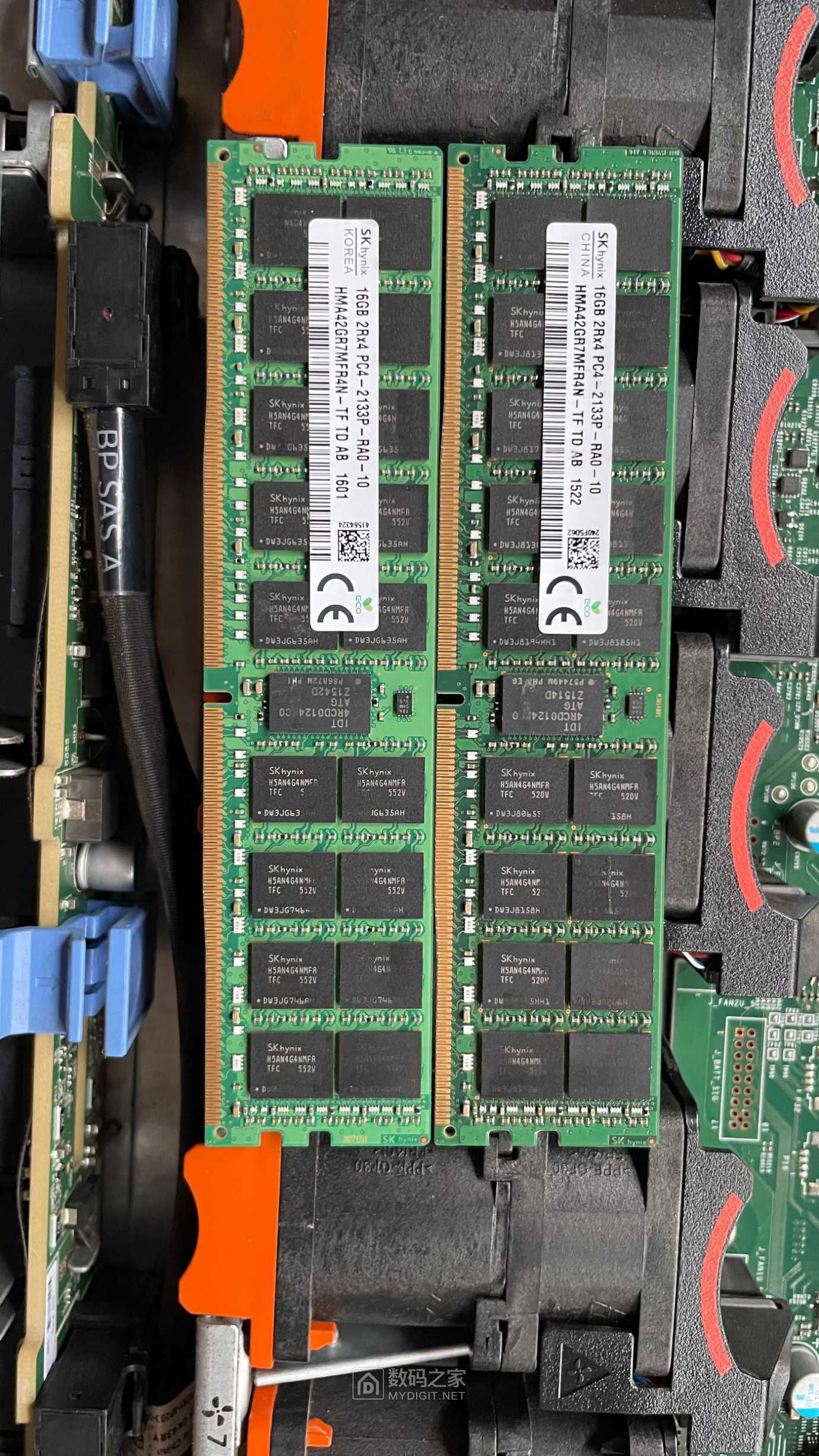 带你领略现代工业之美~Dell PowerEdge R630服务器拆解 - 拆机乐园 数码之家