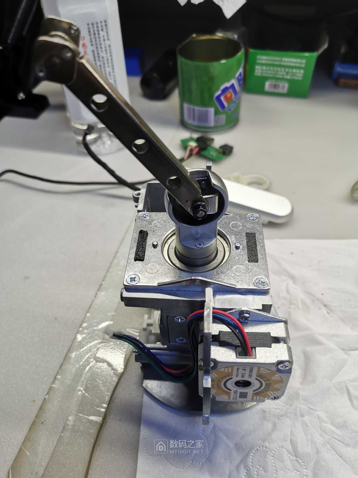 简单拆个小鱼ne2001 视频会议终端 - 拆机乐园 数码之家