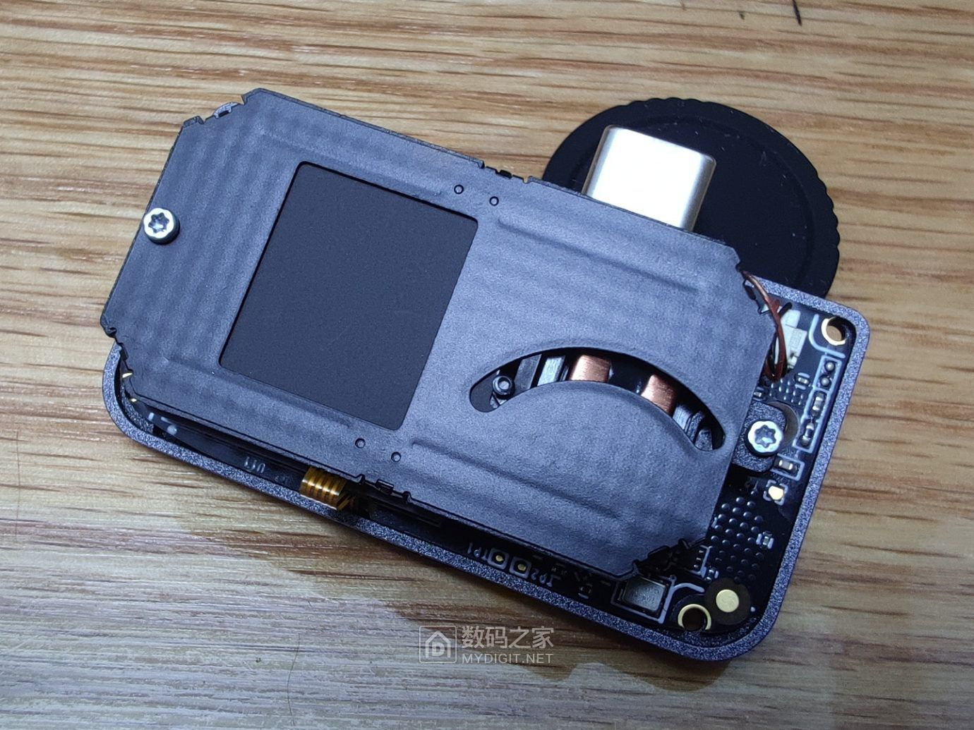 曾经王谢堂前燕，飞入寻常百姓家~拆解睿睛艾睿手机热成像模块T3S - 拆机乐园 数码之家