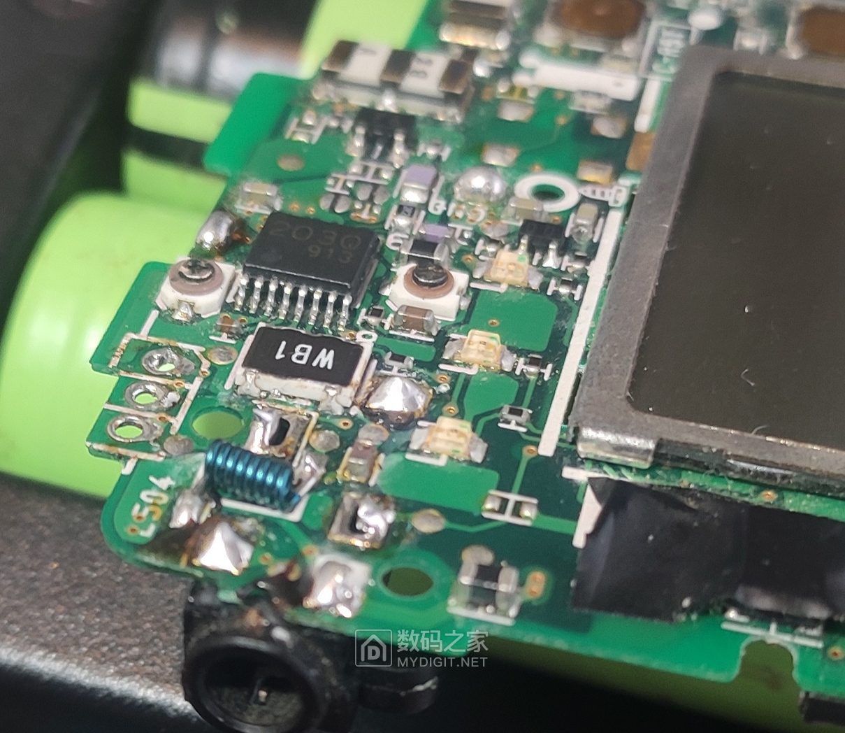 一波三折换爱华JX869随身听皮带 - 拆机乐园 数码之家