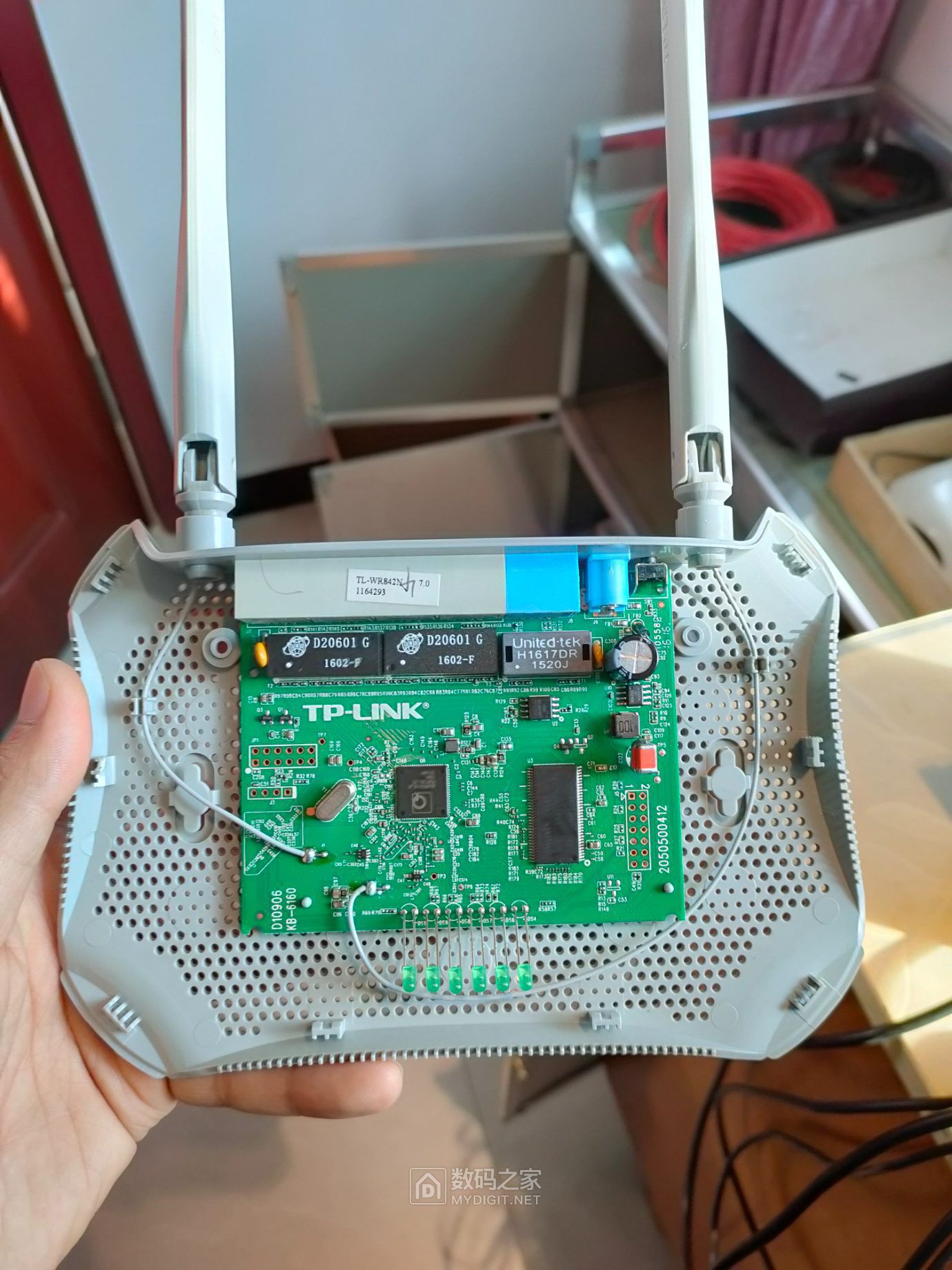 硬改TP-LINK的WR842N-V7.0路由器16M+64M刷OPENWRT固件 - WiFi/路由器 数码之家