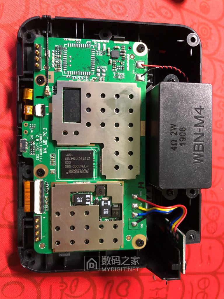 亲见M4拆机和折腾安卓系统 - 拆机乐园 数码之家