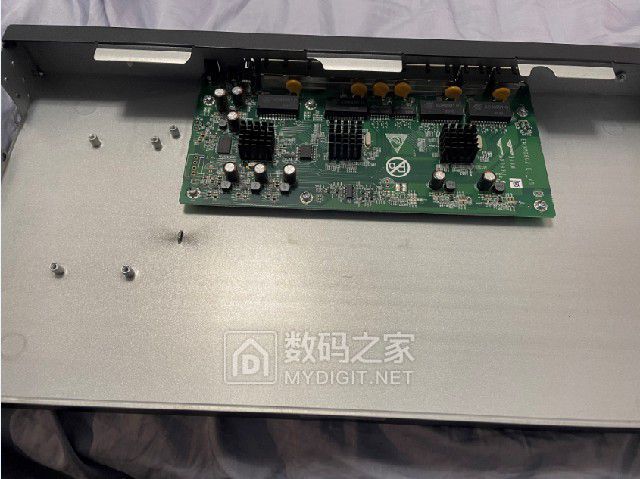 H3C ER3208G3 多WAN口企业路由 简单拆解 - 拆机乐园 数码之家