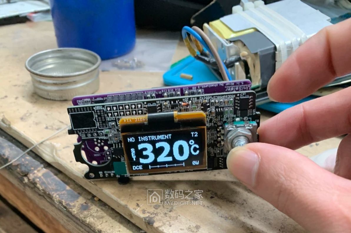 也攒un5.2 焊台。使用jbc245头子，unisolder5.2c焊台 - 创意DIY 数码之家