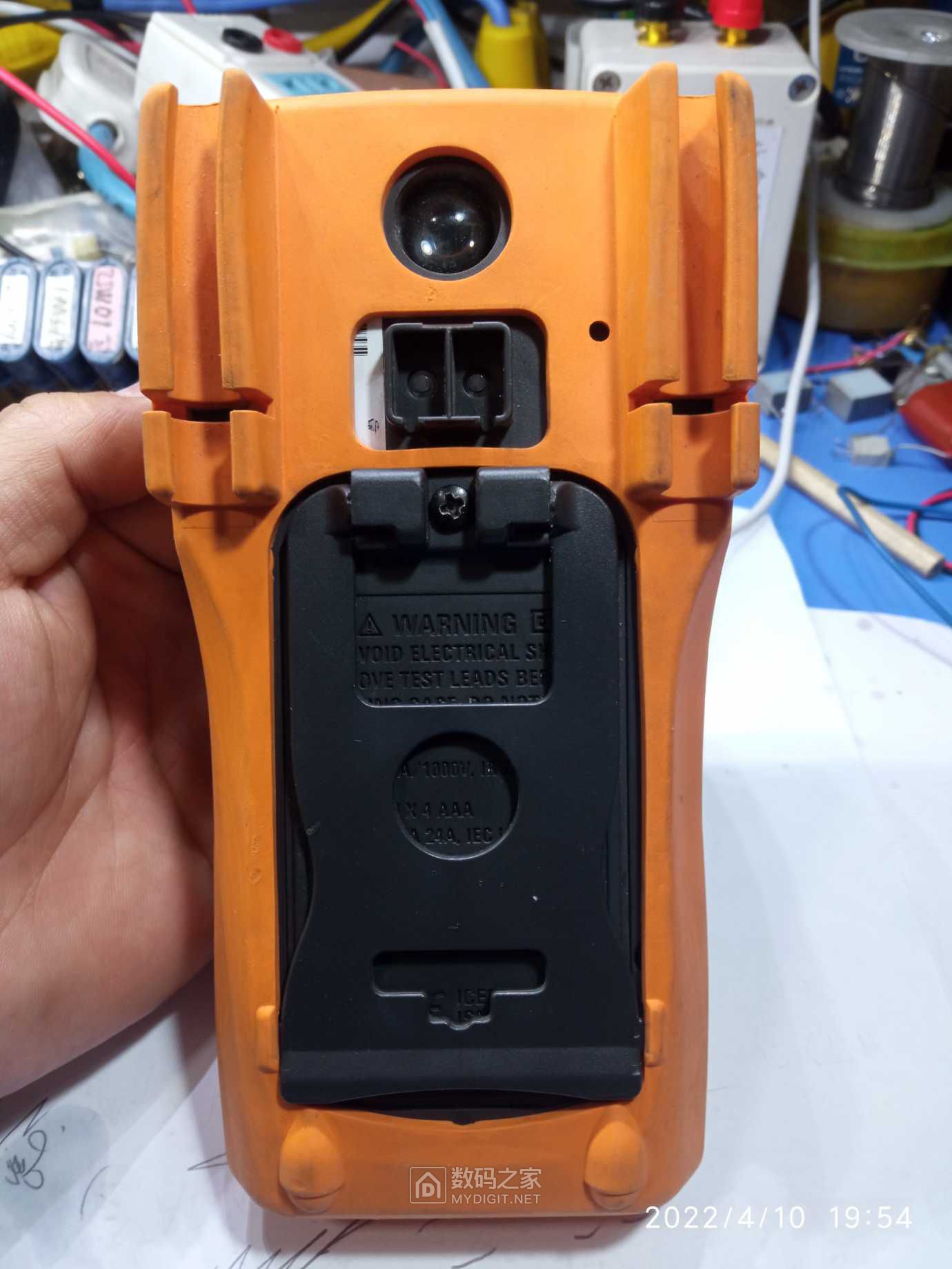 安捷伦U1232A万用表拆机测评，与福禄克115/117对比体验 - 仪表谈谈 数码之家