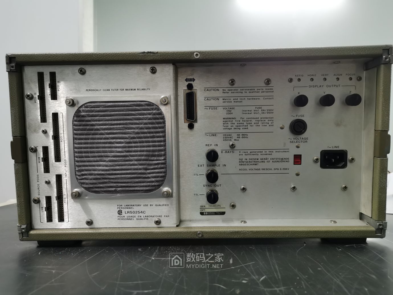 HP3563A动态信号分析仪拆机和维修，当年能值一套房！ - 仪表谈谈 数码之家