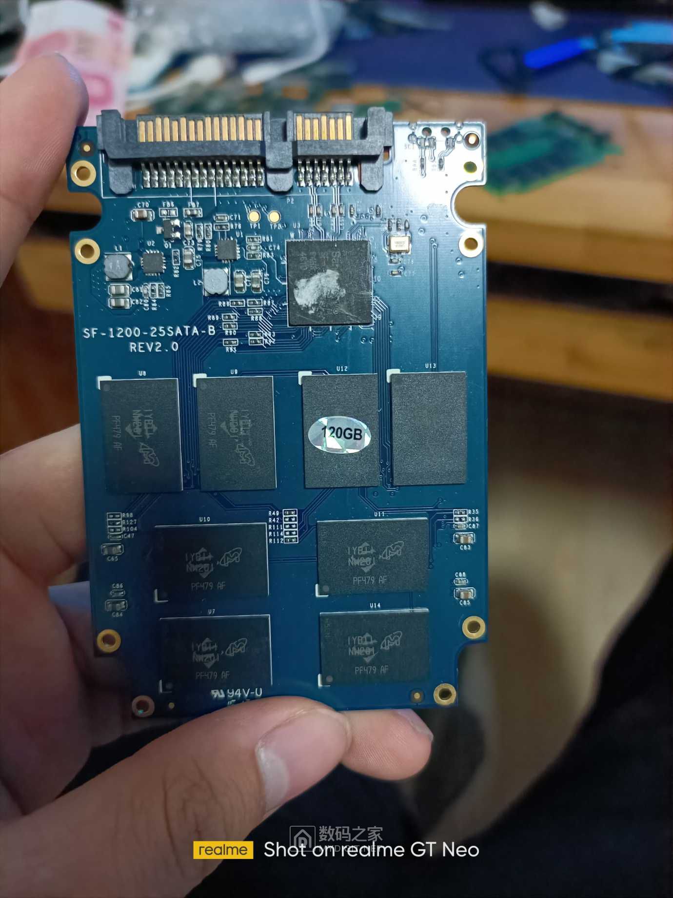 这个sf盘能否短接量产呢 - SSD存储技术 数码之家