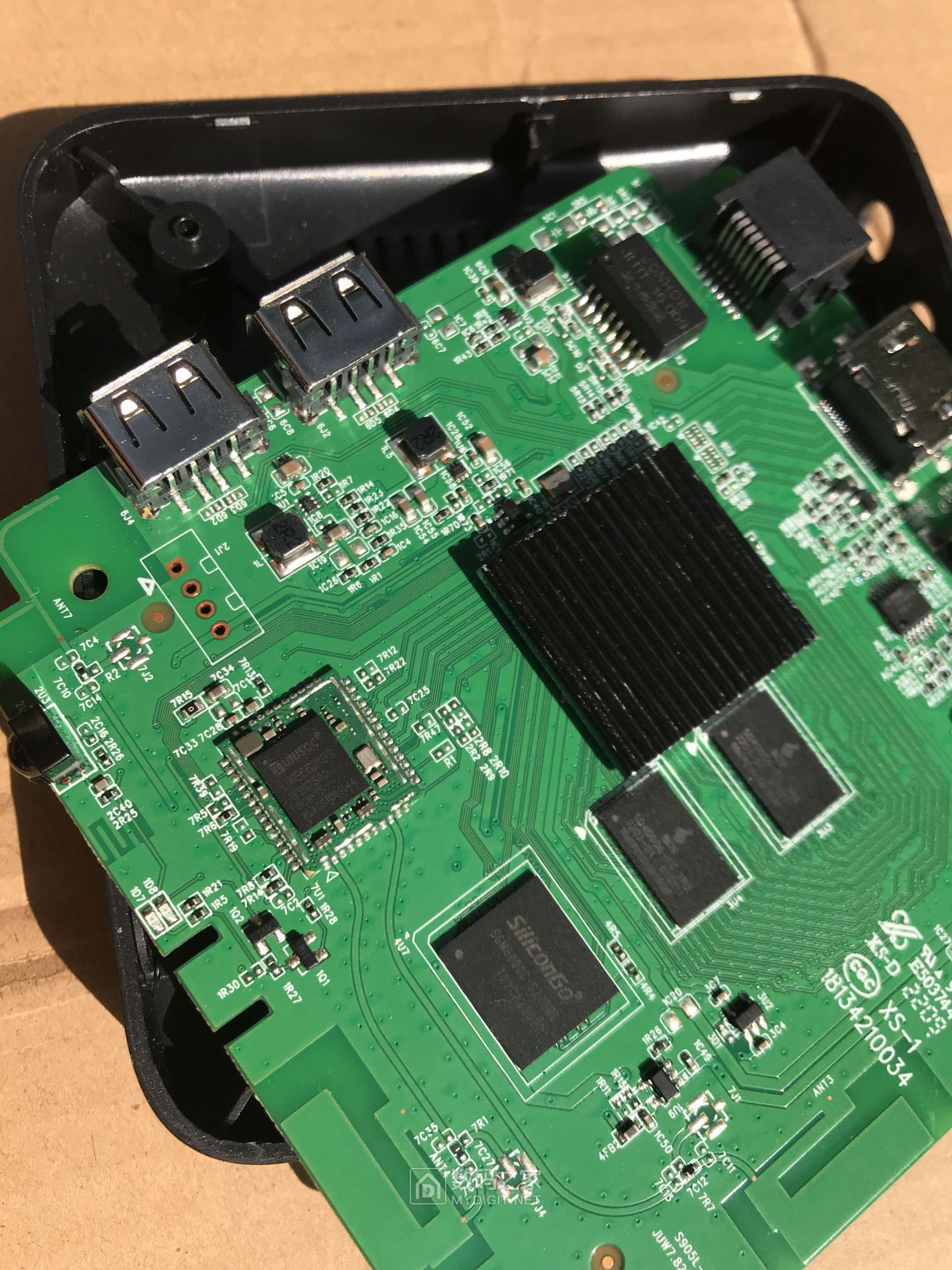 拆个电视盒子 CM311-1S CH 2G+8G 移动魔百和-多图 - 机顶盒/智能电视 数码之家