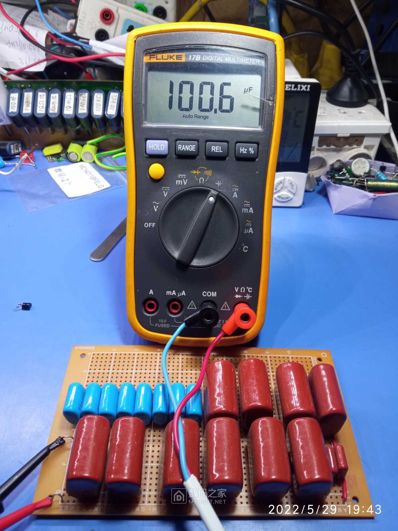 带R64电位器的FLUKE福禄克15B/17B校准方法 - 仪表谈谈 数码之家