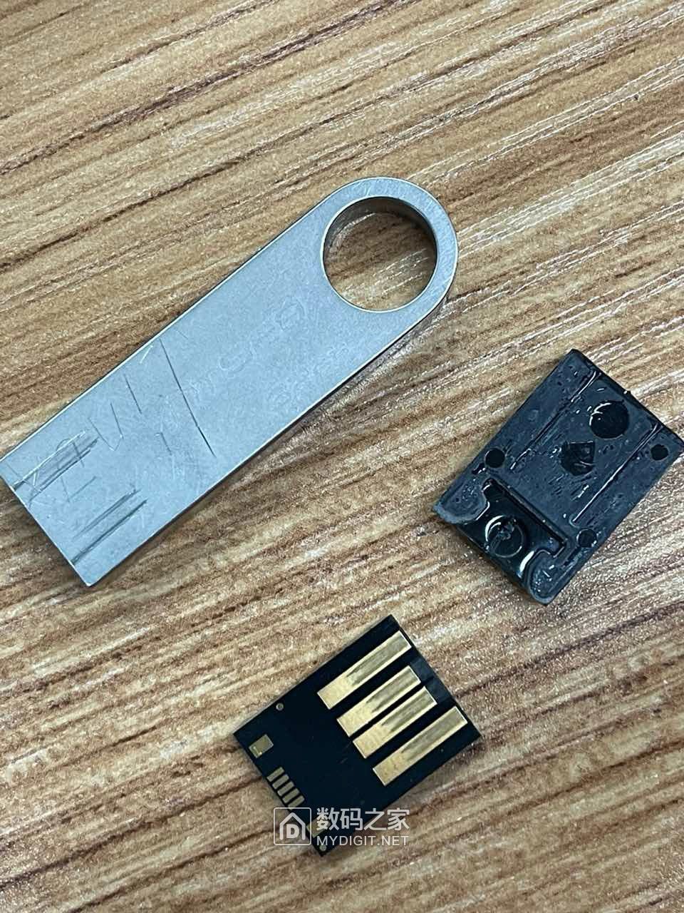 拆了个金士顿DTSE9，这主控是什么鬼？ - U盘存储技术 数码之家