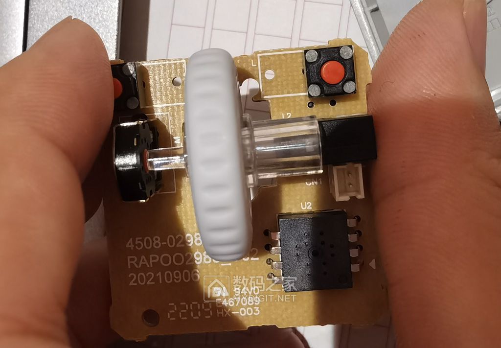 拆解雷柏M100G双模无线鼠标 - 拆机乐园 数码之家