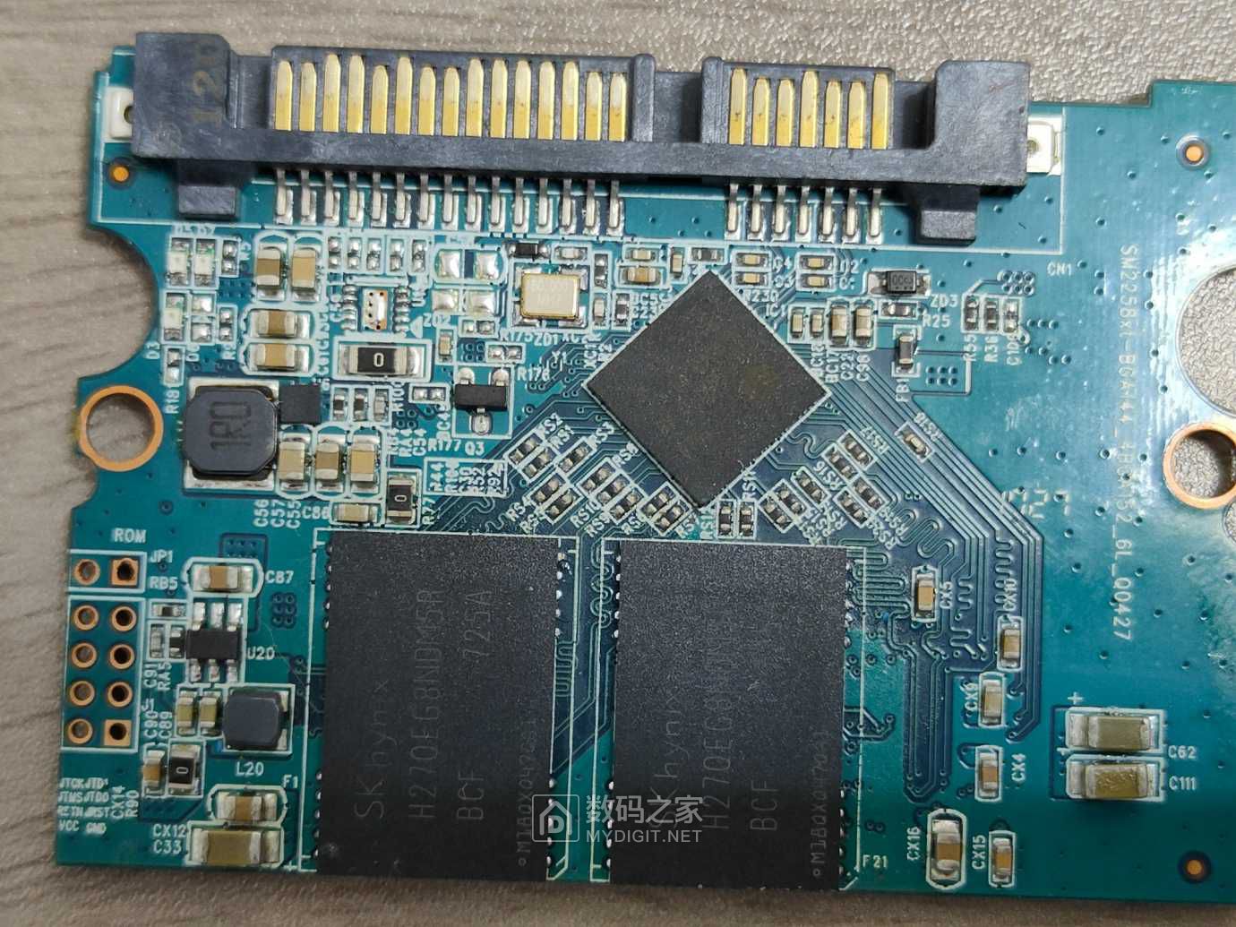 有大佬知道这个2258XT板子的ce跳线吗？SM2258XT-BCA144_4BGA152_6L_Q0427 - SSD存储技术 数码之家