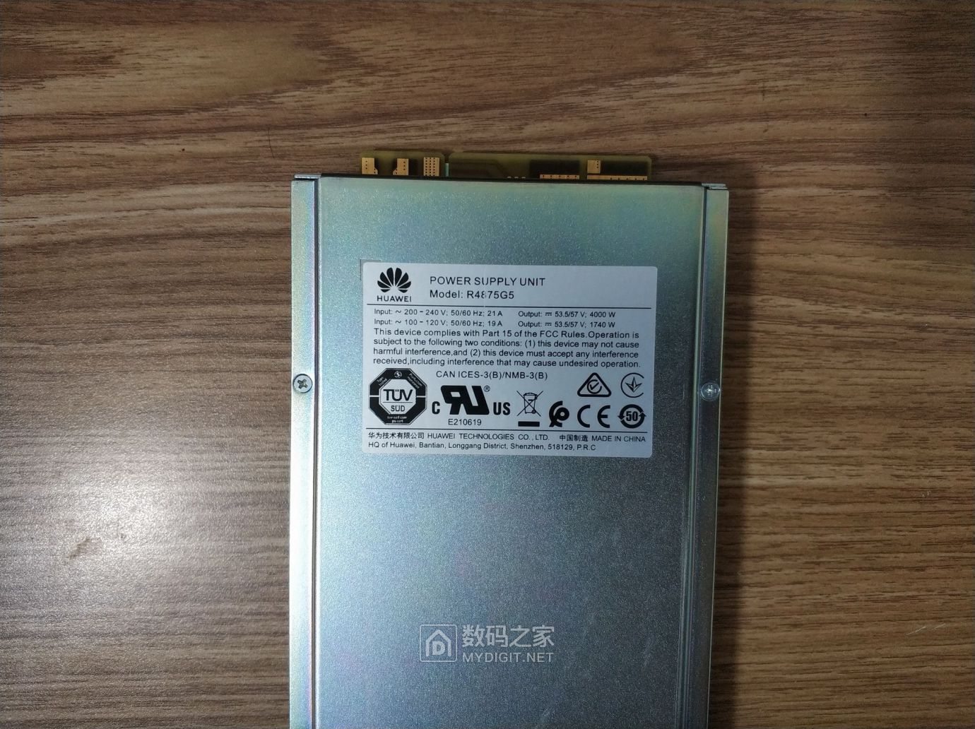 拆解 R4875G5 ，有空再折腾 - 拆机乐园 数码之家