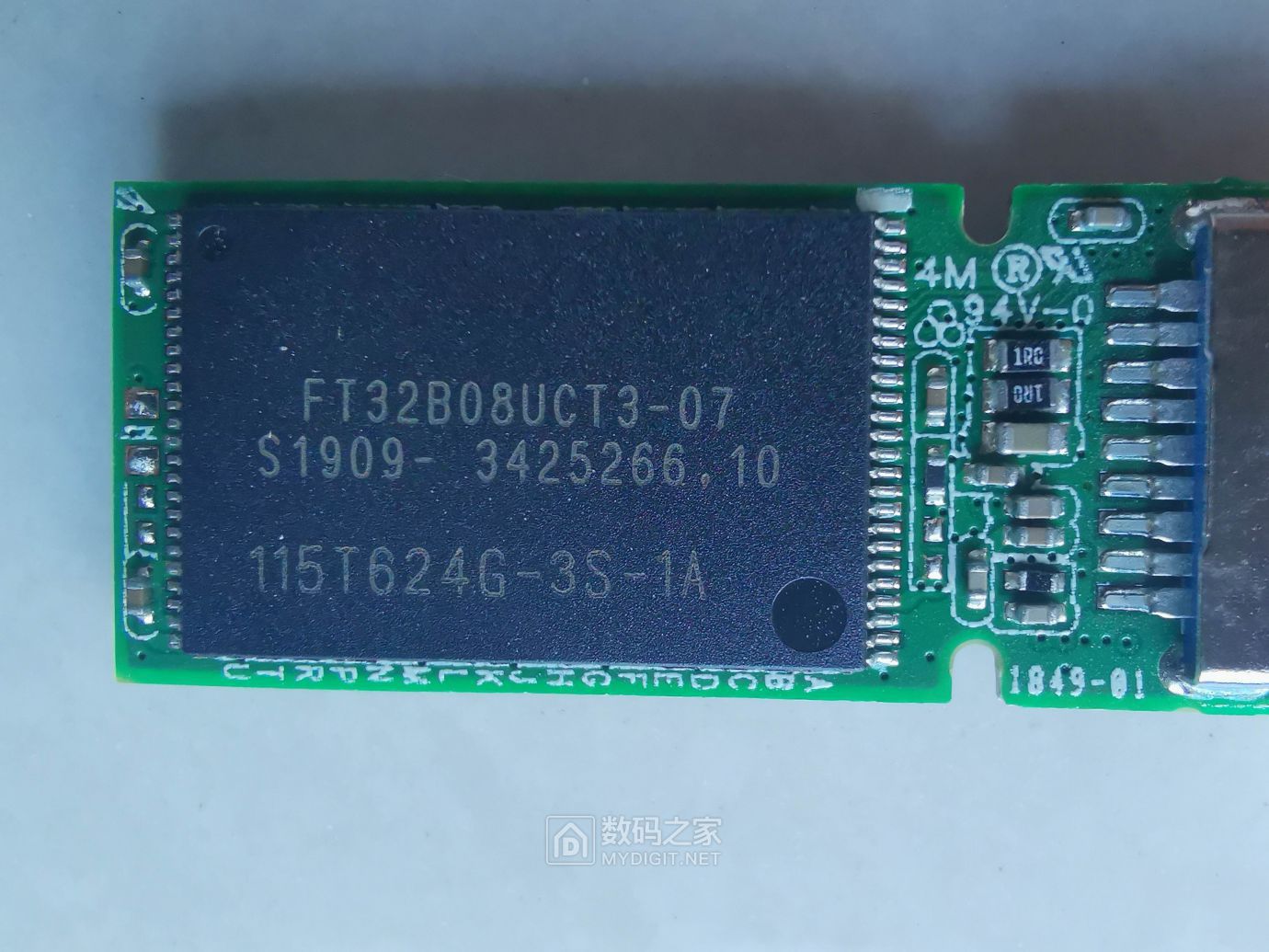 金士顿DT100G3 32G U盘拆解，谁有SSS6132量产工具？ - 拆机乐园 数码之家