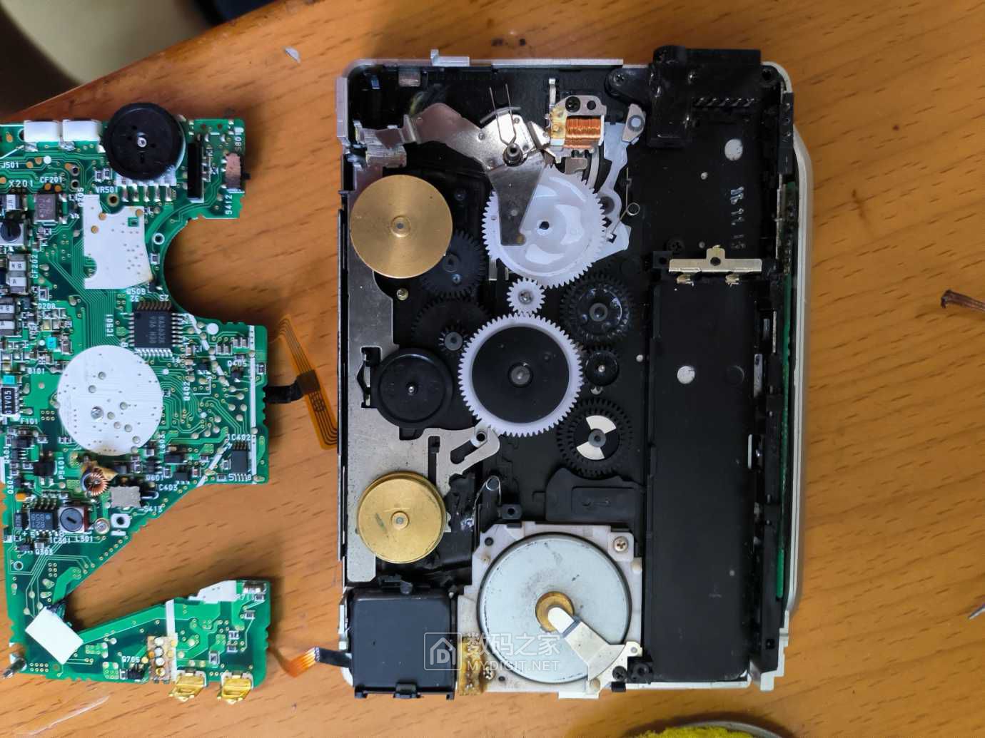 爱华随身听Rx888修好了 - 拆机乐园 数码之家